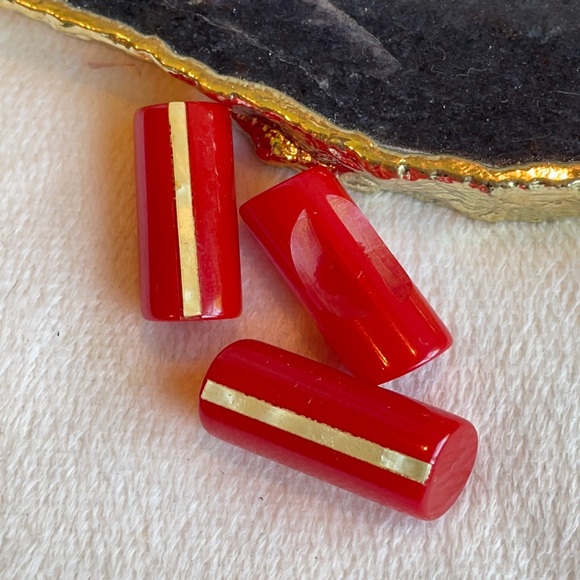 Bakelite | Jewelry | Vintage Red Bakelite Barrel Shaped Buttons With A ...
